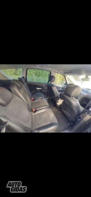 Black Ford S-Max 2007 in Kaunas, with an engine capacity of 2.00 L and mileage of 305 thousand km for 2150 €, photo 16 on AUTOMOTO.COM.LV