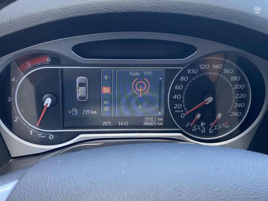 Black Ford S-Max 2007 in Kaunas, with an engine capacity of 2.00 L and mileage of 387 thousand km for 2600 €, photo 8 on AUTOMOTO.COM.LV