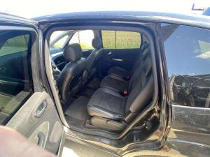 Black Ford S-Max 2007 in Kaunas, with an engine capacity of 2.00 L and mileage of 387 thousand km for 2600 €, photo 10 on AUTOMOTO.COM.LV