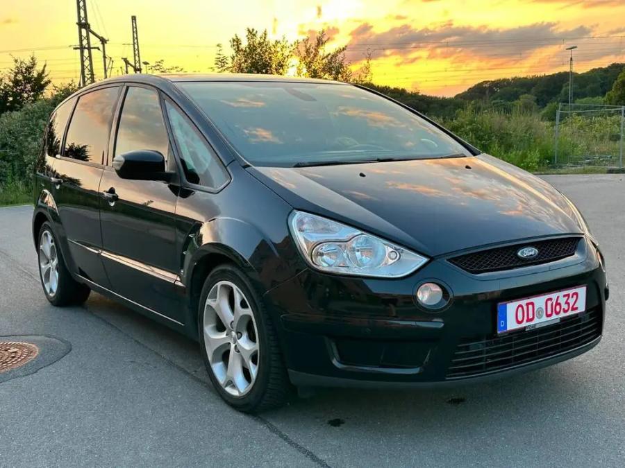 Melns Ford S-Max 2007 Ogre, ar dzinēja tilpumu 2.00 L un nobraukumu 371 tūkst. km par 3350 €, foto 4 vietnē AUTOMOTO.COM.LV