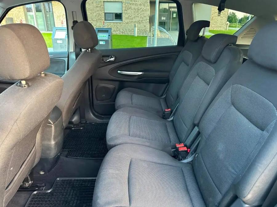 Melns Ford S-Max 2007 Ogre, ar dzinēja tilpumu 2.00 L un nobraukumu 371 tūkst. km par 3350 €, foto 9 vietnē AUTOMOTO.COM.LV