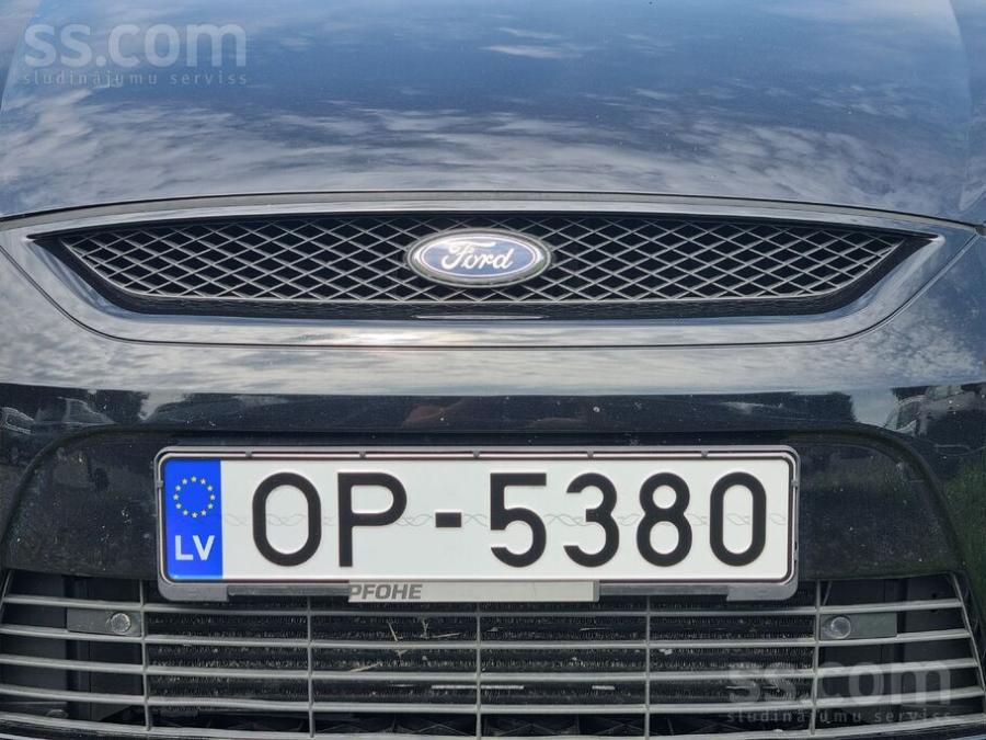 Black Ford S-Max 2007 in Ogre, with an engine capacity of 2.00 L and mileage of 371 thousand km for 3350 €, photo 16 on AUTOMOTO.COM.LV