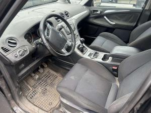 Black Ford S-Max 2007 in Raseiniai, with an engine capacity of 2.00 L and mileage of 285 thousand km for 1650 €, photo 9 on AUTOMOTO.COM.LV