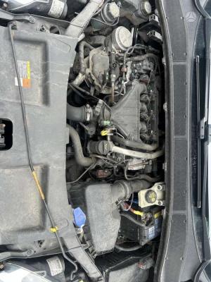 Black Ford S-Max 2007 in Raseiniai, with an engine capacity of 2.00 L and mileage of 285 thousand km for 1650 €, photo 10 on AUTOMOTO.COM.LV