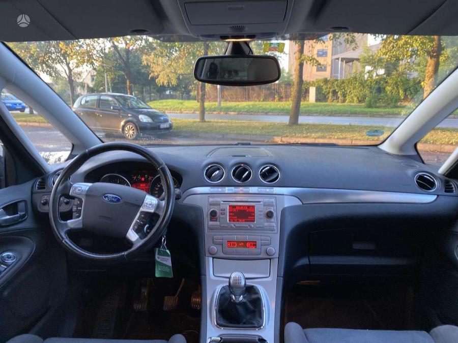 Melns Ford S-Max 2007 Šauļi, ar dzinēja tilpumu 2.00 L un nobraukumu 260 tūkst. km par 3150 €, foto 9 vietnē AUTOMOTO.COM.LV