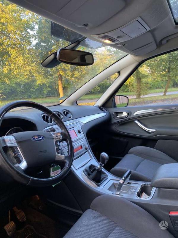 Melns Ford S-Max 2007 Šauļi, ar dzinēja tilpumu 2.00 L un nobraukumu 260 tūkst. km par 3150 €, foto 10 vietnē AUTOMOTO.COM.LV