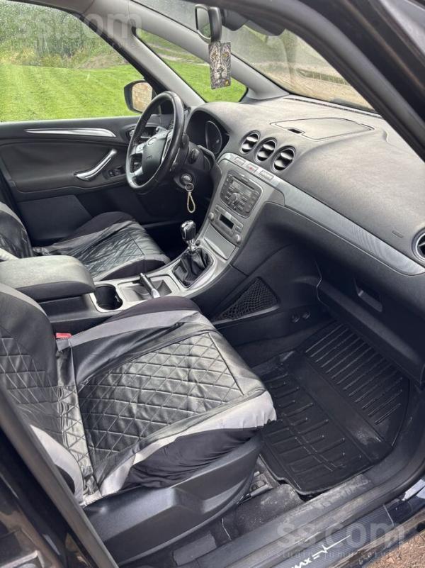 Black Ford S-Max 2007 in Madona, with an engine capacity of 2.00 L and mileage of 298 thousand km for 1450 €, photo 10 on AUTOMOTO.COM.LV