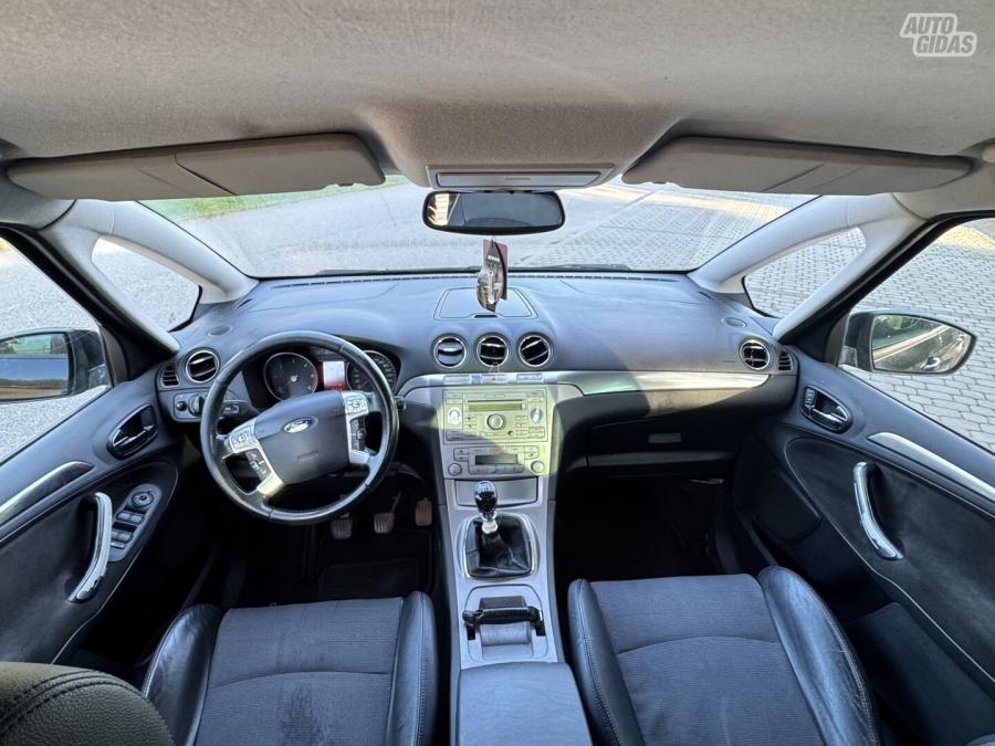 Melns Ford S-Max 2007 Druskininkai, ar dzinēja tilpumu 2.00 L un nobraukumu 399 tūkst. km par 1900 €, foto 14 vietnē AUTOMOTO.COM.LV