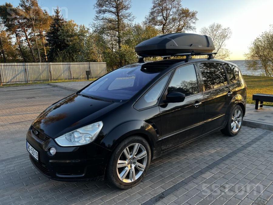 Black Ford S-Max 2008 in Ventspils, with an engine capacity of 2.00 L and mileage of 352 thousand km for 4500 €, photo 1 on AUTOMOTO.COM.LV