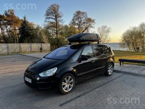 Black Ford S-Max 2008 in Ventspils, with an engine capacity of 2.00 L and mileage of 352 thousand km for 4500 €, photo 2 on AUTOMOTO.COM.LV