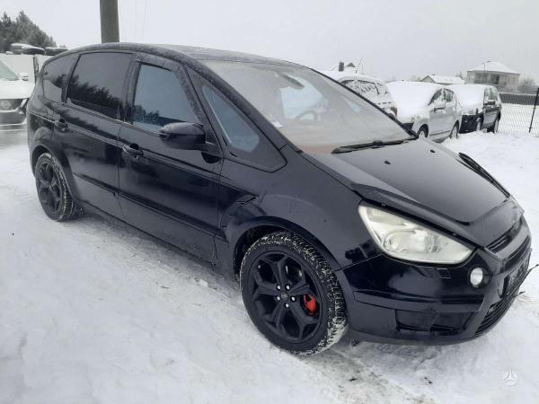 Black Ford S-Max 2008 in Kaunas, with an engine capacity of 2.00 L and mileage of 300 thousand km for 3950 €, photo 9 on AUTOMOTO.COM.LV