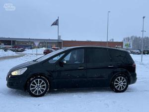 Black Ford S-Max 2008 in Silute, with an engine capacity of 2.00 L and mileage of 320 thousand km for 2499 €, photo 10 on AUTOMOTO.COM.LV