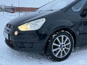 Black Ford S-Max 2008 in Silute, with an engine capacity of 2.00 L and mileage of 320 thousand km for 2499 €, photo 11 on AUTOMOTO.COM.LV