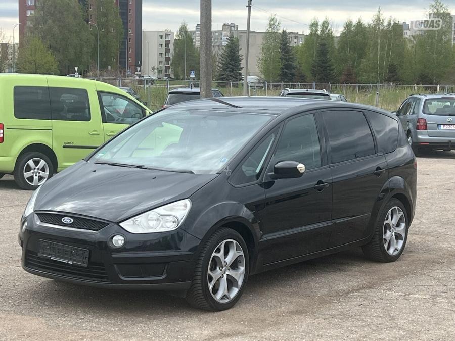 Black Ford S-Max 2008 in Kedainiai, with an engine capacity of 2.00 L and mileage of 247 thousand km for 3300 €, photo 3 on AUTOMOTO.COM.LV
