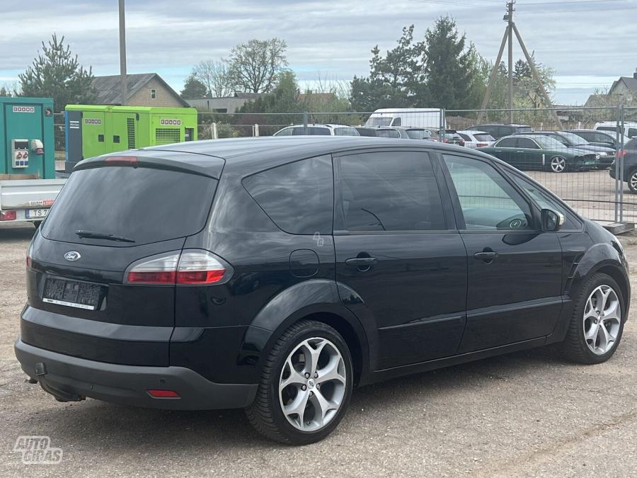 Black Ford S-Max 2008 in Kedainiai, with an engine capacity of 2.00 L and mileage of 247 thousand km for 3300 €, photo 4 on AUTOMOTO.COM.LV
