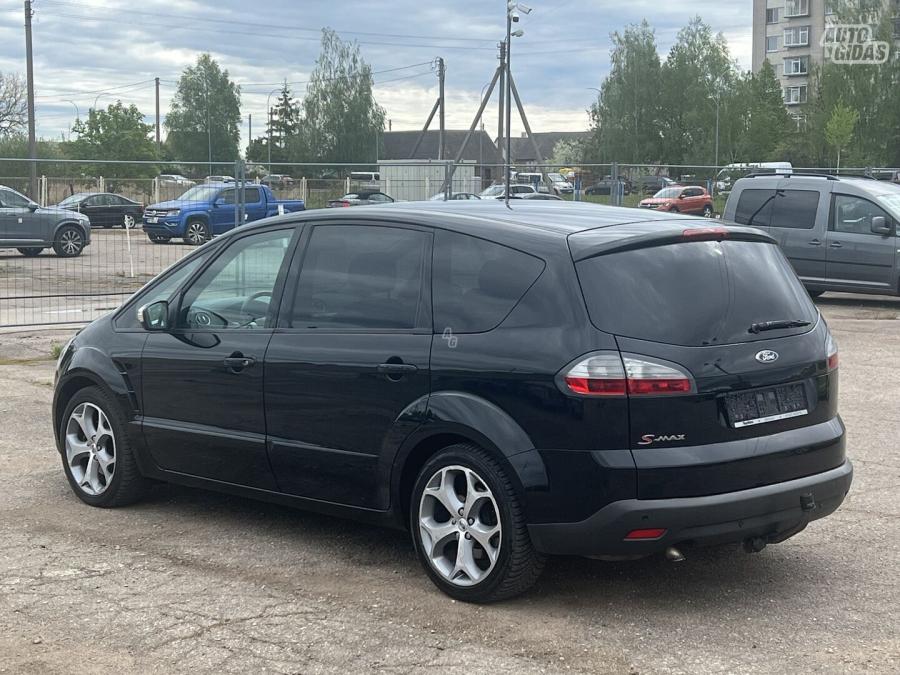 Black Ford S-Max 2008 in Kedainiai, with an engine capacity of 2.00 L and mileage of 247 thousand km for 3300 €, photo 5 on AUTOMOTO.COM.LV