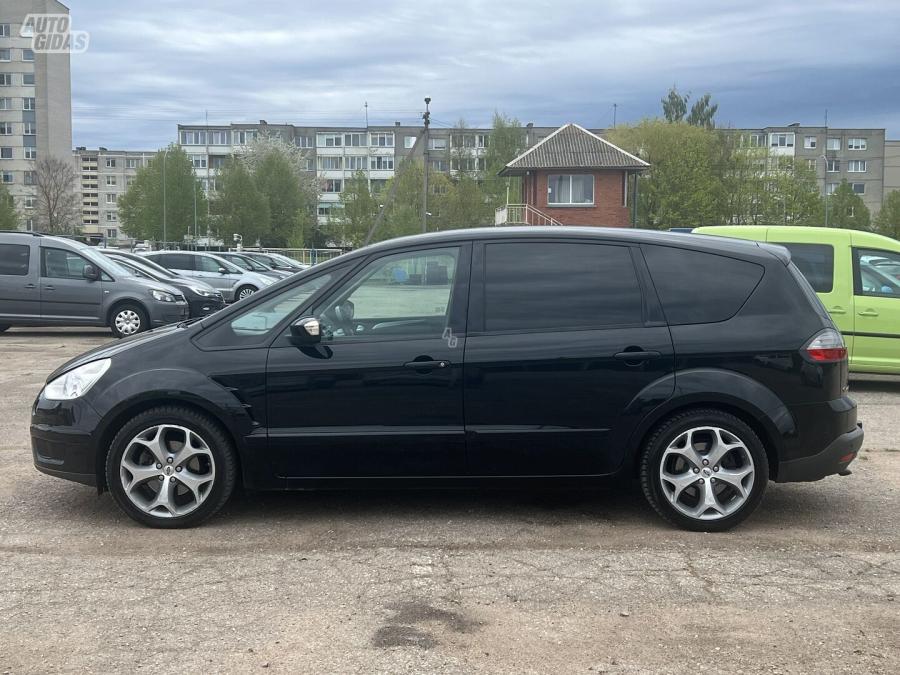 Black Ford S-Max 2008 in Kedainiai, with an engine capacity of 2.00 L and mileage of 247 thousand km for 3300 €, photo 6 on AUTOMOTO.COM.LV