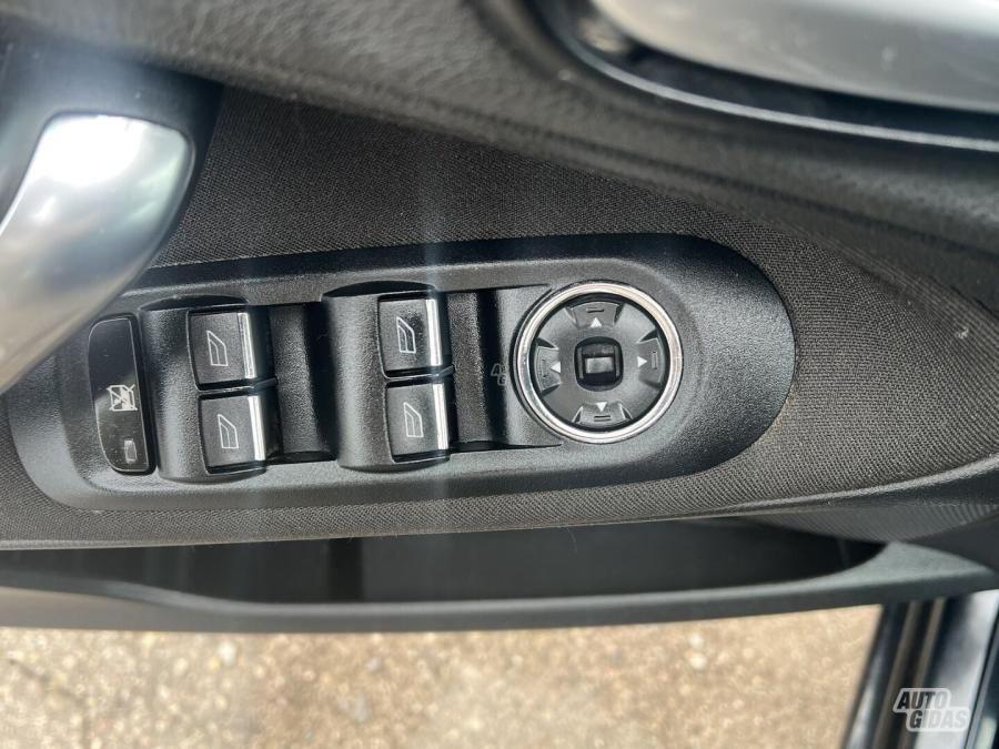 Black Ford S-Max 2008 in Kedainiai, with an engine capacity of 2.00 L and mileage of 247 thousand km for 3300 €, photo 20 on AUTOMOTO.COM.LV