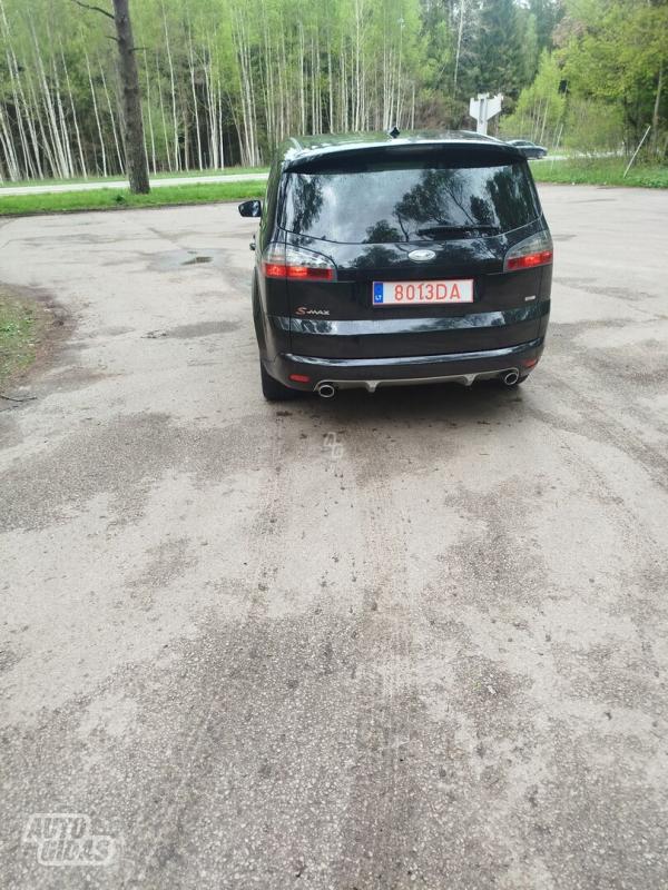Black Ford S-Max 2008 in Taurage, with an engine capacity of 2.20 L and mileage of 338 thousand km for 3450 €, photo 3 on AUTOMOTO.COM.LV