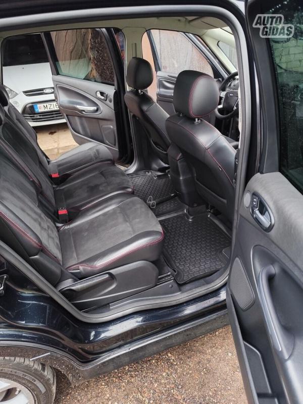 Black Ford S-Max 2008 in Kaunas, with an engine capacity of 2.20 L and mileage of 322 thousand km for 3800 €, photo 8 on AUTOMOTO.COM.LV