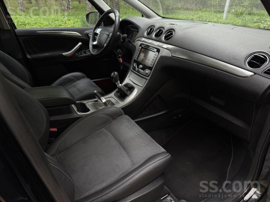 Melns Ford S-Max 2008 Rīga, ar dzinēja tilpumu 2.00 L un nobraukumu 242 tūkst. km par 3990 €, foto 10 vietnē AUTOMOTO.COM.LV