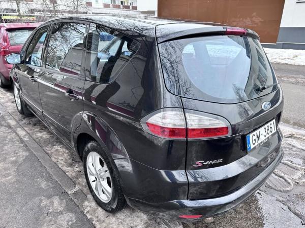 Black Ford S-Max 2008 in Riga, with an engine capacity of 2.00 L and mileage of 335 thousand km for 2000 €, photo 4 on AUTOMOTO.COM.LV