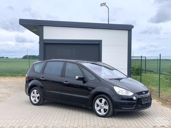 Black Ford S-Max 2008 in Kaunas, with an engine capacity of 2.20 L and mileage of 260 thousand km for 3299 €, photo 2 on AUTOMOTO.COM.LV