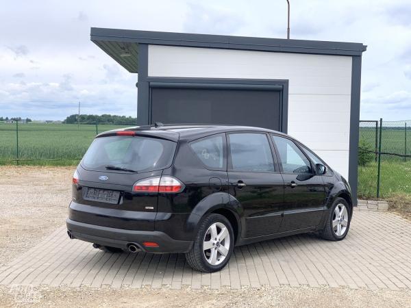 Black Ford S-Max 2008 in Kaunas, with an engine capacity of 2.20 L and mileage of 260 thousand km for 3299 €, photo 5 on AUTOMOTO.COM.LV