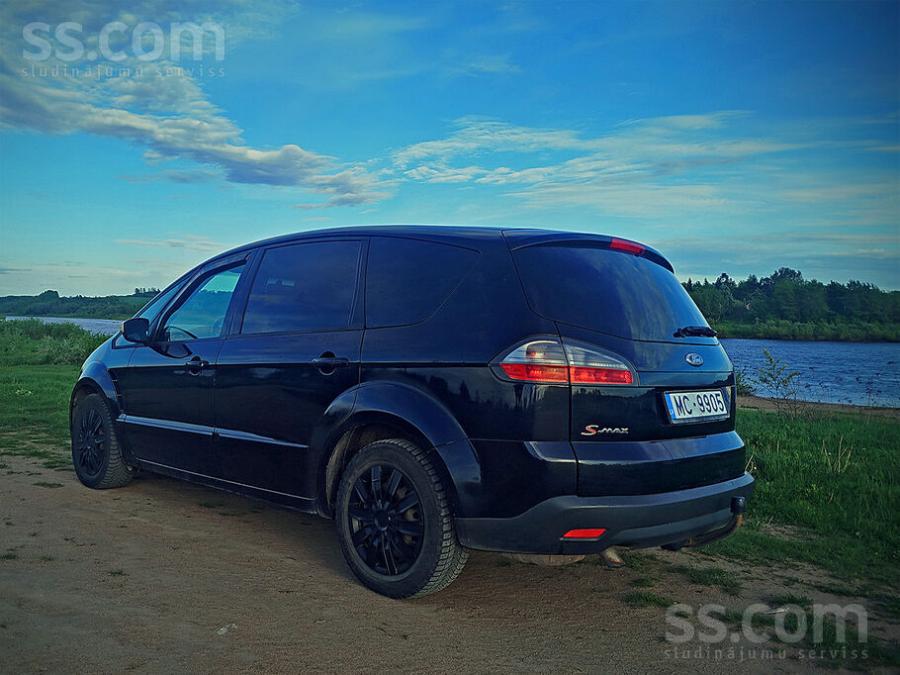 Melns Ford S-Max 2008 Daugavpils, ar dzinēja tilpumu 2.00 L un nobraukumu 264 tūkst. km par 3500 €, foto 1 vietnē AUTOMOTO.COM.LV