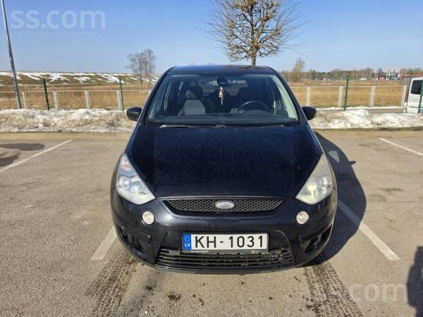 Black Ford S-Max 2008 in Riga, with an engine capacity of 2.20 L and mileage of 370 thousand km for 2500 €, photo 1 on AUTOMOTO.COM.LV