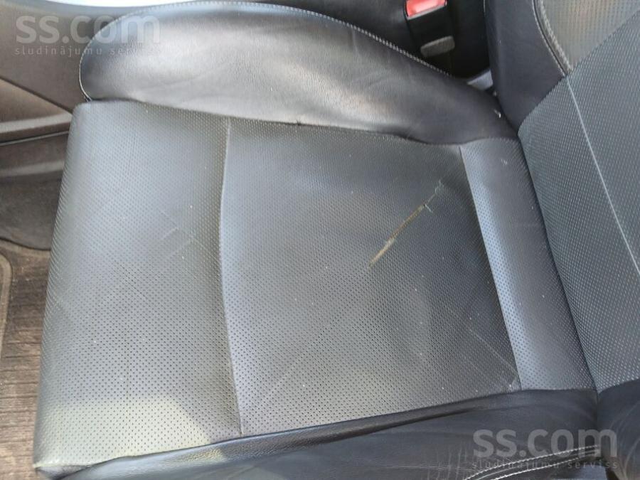 Melns Ford S-Max 2008 Rēzekne, ar dzinēja tilpumu 2.00 L un nobraukumu 311 tūkst. km par 3500 €, foto 8 vietnē AUTOMOTO.COM.LV