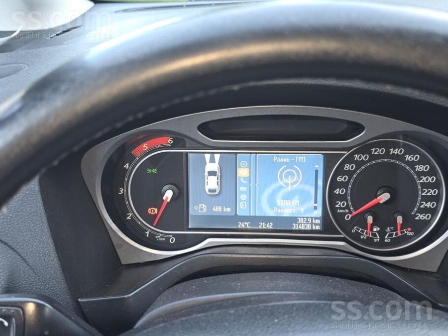 Melns Ford S-Max 2008 Rīga, ar dzinēja tilpumu 2.00 L un nobraukumu 315 tūkst. km par 3400 €, foto 6 vietnē AUTOMOTO.COM.LV