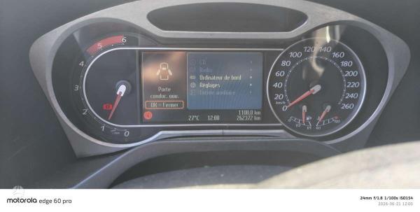 Black Ford S-Max 2008 in Klaipeda, with an engine capacity of 2.00 L and mileage of 262 thousand km for 2750 €, photo 8 on AUTOMOTO.COM.LV