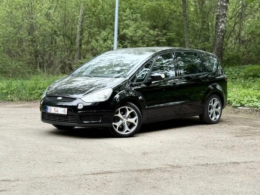 Melns Ford S-Max 2008 Rīga, ar dzinēja tilpumu 2.00 L un nobraukumu 242 tūkst. km par 3990 €, foto 1 vietnē AUTOMOTO.COM.LV