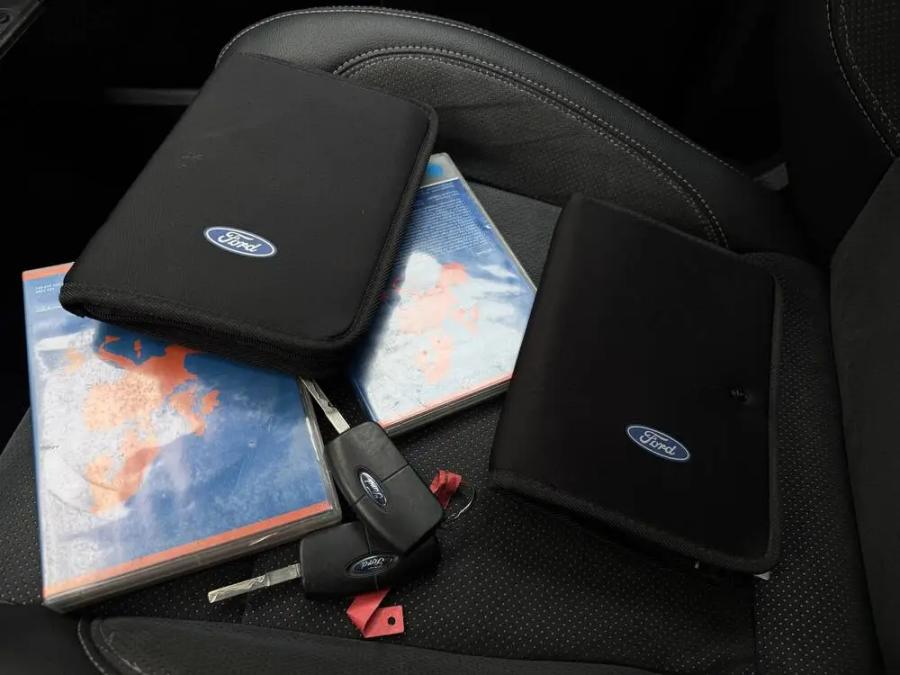 Melns Ford S-Max 2008 Rīga, ar dzinēja tilpumu 2.00 L un nobraukumu 242 tūkst. km par 3990 €, foto 18 vietnē AUTOMOTO.COM.LV