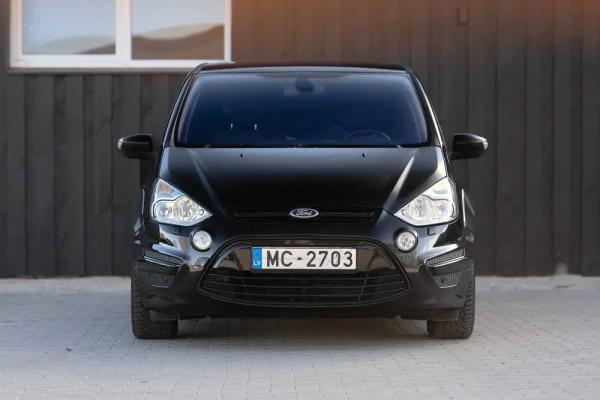 Melns Ford S-Max 2008 Jelgava, ar dzinēja tilpumu 2.00 L un nobraukumu 311 tūkst. km par 3700 €, foto 3 vietnē AUTOMOTO.COM.LV
