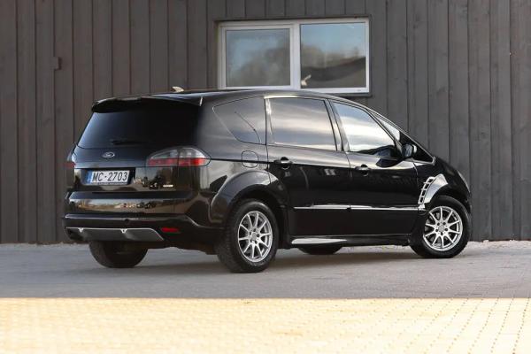 Melns Ford S-Max 2008 Jelgava, ar dzinēja tilpumu 2.00 L un nobraukumu 311 tūkst. km par 3700 €, foto 5 vietnē AUTOMOTO.COM.LV