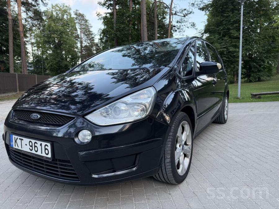 Black Ford S-Max 2008 in Riga, with an engine capacity of 2.00 L and mileage of 310 thousand km for 3600 €, photo 3 on AUTOMOTO.COM.LV