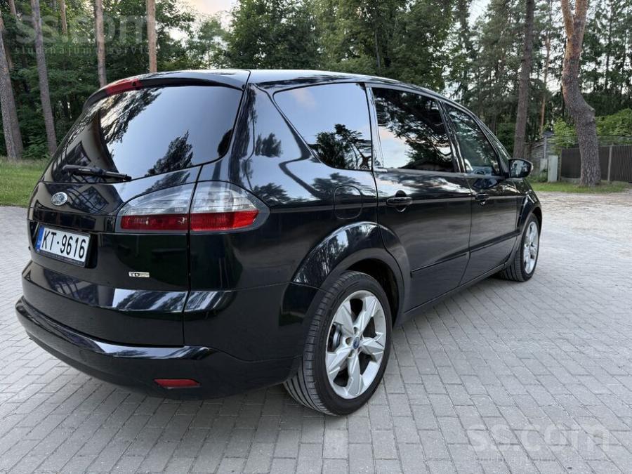 Black Ford S-Max 2008 in Riga, with an engine capacity of 2.00 L and mileage of 310 thousand km for 3600 €, photo 4 on AUTOMOTO.COM.LV