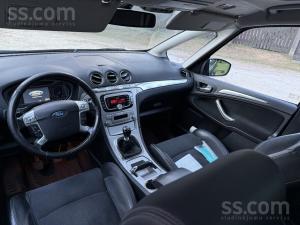 Black Ford S-Max 2008 in Riga, with an engine capacity of 2.00 L and mileage of 310 thousand km for 3600 €, photo 6 on AUTOMOTO.COM.LV