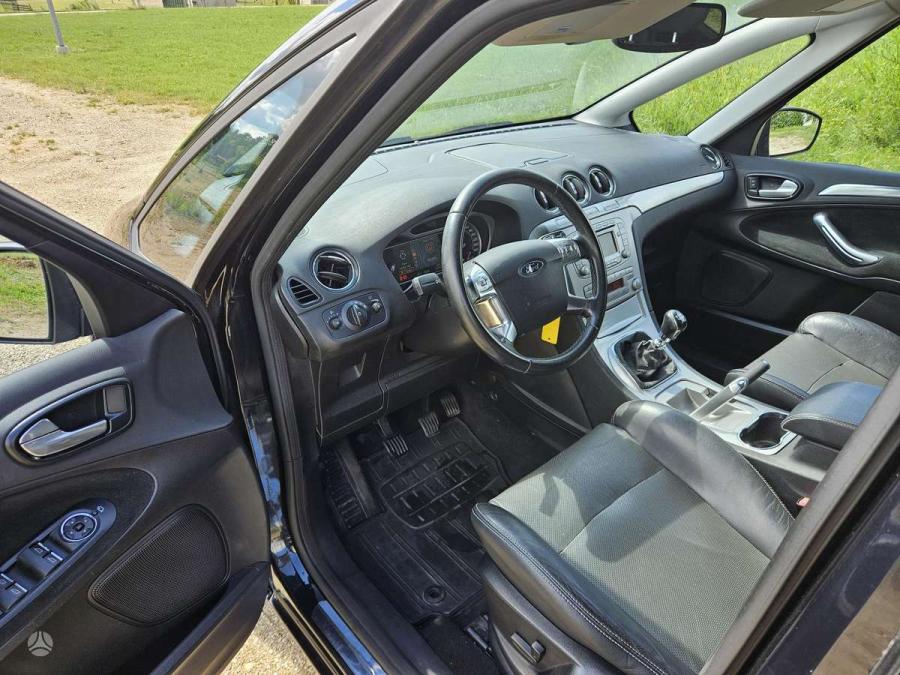 Melns Ford S-Max 2008 Pasvalys, ar dzinēja tilpumu 1.75 L un nobraukumu 227 tūkst. km par 3350 €, foto 10 vietnē AUTOMOTO.COM.LV