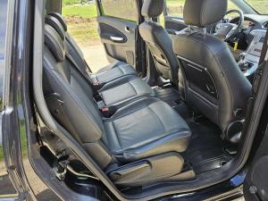 Melns Ford S-Max 2008 Pasvalys, ar dzinēja tilpumu 1.75 L un nobraukumu 227 tūkst. km par 3350 €, foto 14 vietnē AUTOMOTO.COM.LV