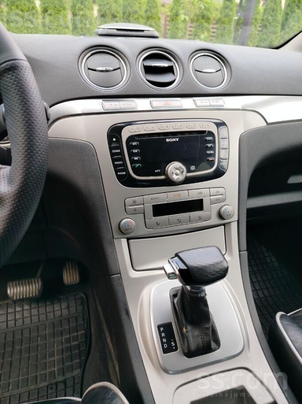 Melns Ford S-Max 2008 Rīga, ar dzinēja tilpumu 2.00 L un nobraukumu 402 tūkst. km par 2850 €, foto 7 vietnē AUTOMOTO.COM.LV