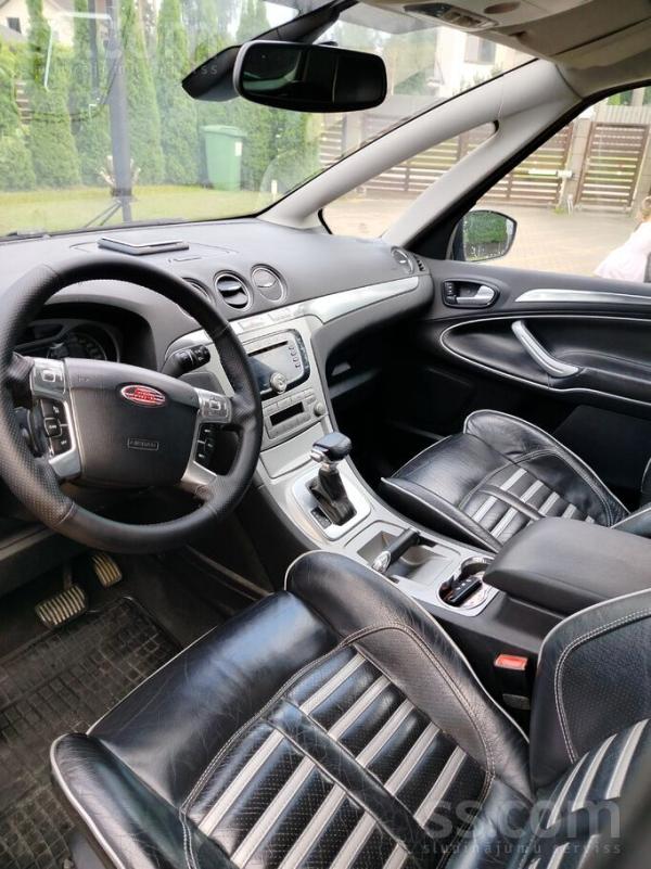 Melns Ford S-Max 2008 Rīga, ar dzinēja tilpumu 2.00 L un nobraukumu 402 tūkst. km par 2850 €, foto 8 vietnē AUTOMOTO.COM.LV