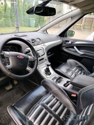 Melns Ford S-Max 2008 Rīga, ar dzinēja tilpumu 2.00 L un nobraukumu 402 tūkst. km par 2850 €, foto 9 vietnē AUTOMOTO.COM.LV
