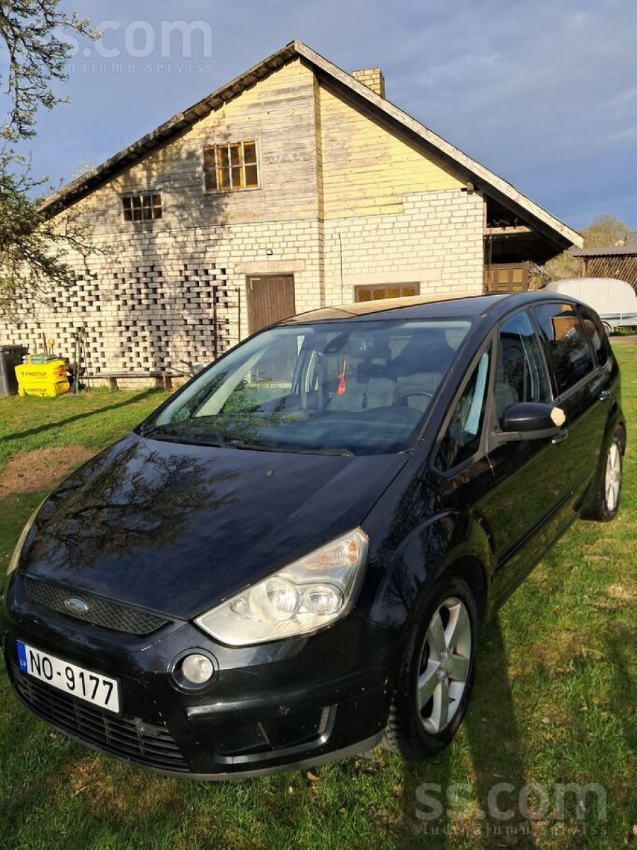 Black Ford S-Max 2008 in Kuldiga, with an engine capacity of 2.00 L and mileage of 290 thousand km for 2700 €, photo 4 on AUTOMOTO.COM.LV