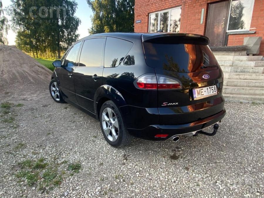 Black Ford S-Max 2008 in Rezekne, with an engine capacity of 2.20 L and mileage of 330 thousand km for 4500 €, photo 1 on AUTOMOTO.COM.LV