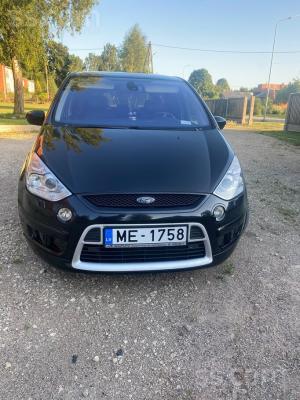 Black Ford S-Max 2008 in Rezekne, with an engine capacity of 2.20 L and mileage of 330 thousand km for 4500 €, photo 8 on AUTOMOTO.COM.LV