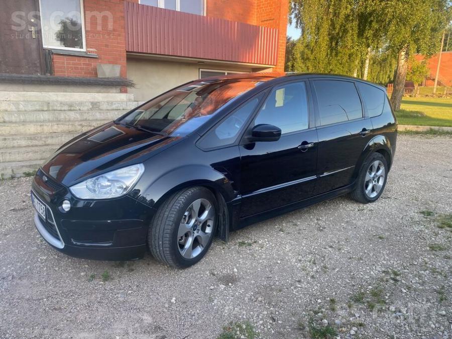 Black Ford S-Max 2008 in Rezekne, with an engine capacity of 2.20 L and mileage of 330 thousand km for 4500 €, photo 9 on AUTOMOTO.COM.LV