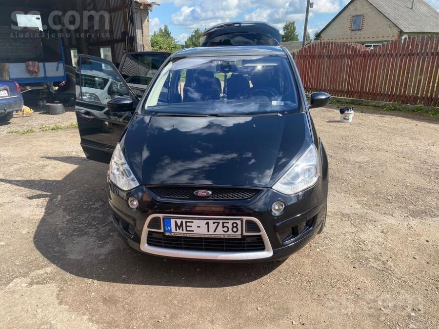 Black Ford S-Max 2008 in Rezekne, with an engine capacity of 2.20 L and mileage of 330 thousand km for 4500 €, photo 16 on AUTOMOTO.COM.LV